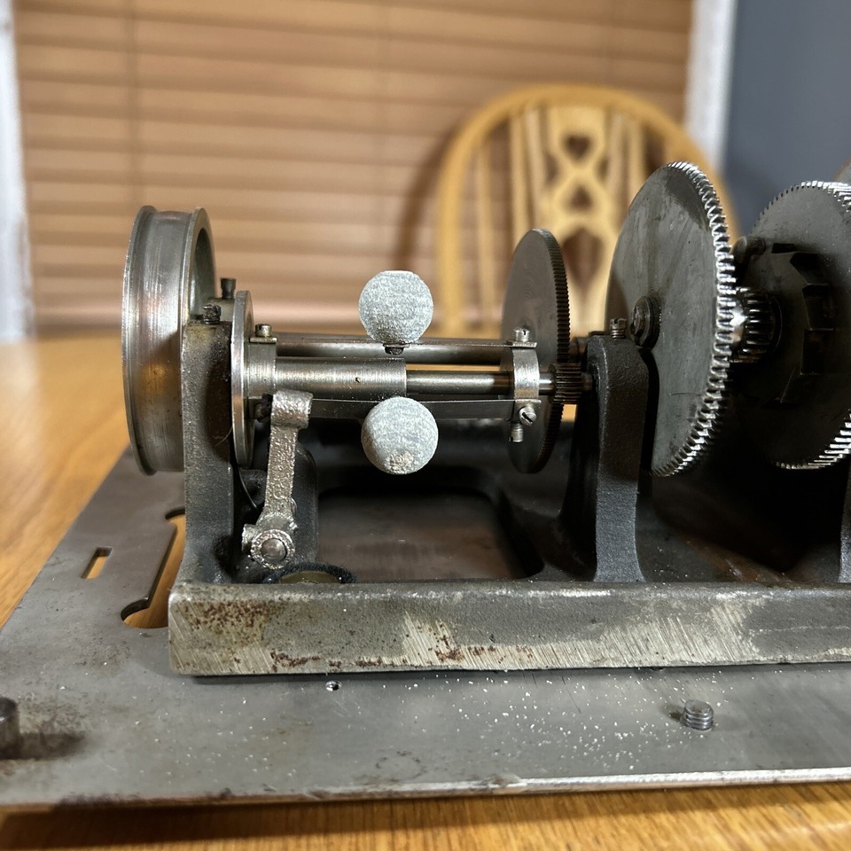 Columbia Type AT Graphophone Motor With Name Plate Works Phonograph | eBay