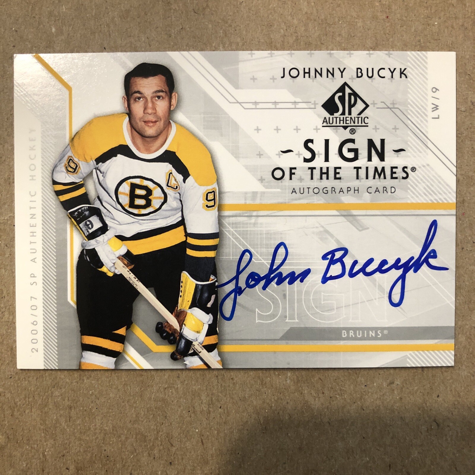 Johnny Bucyk Boston Bruins 06-07 Upper Deck Sign of the Times SP ...