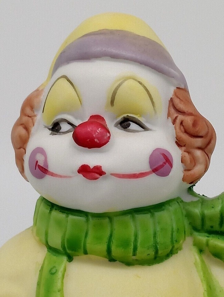 Clown Figurine Porcelain Ceramic Holding Parasol Sculpture MIC Taiwan ...