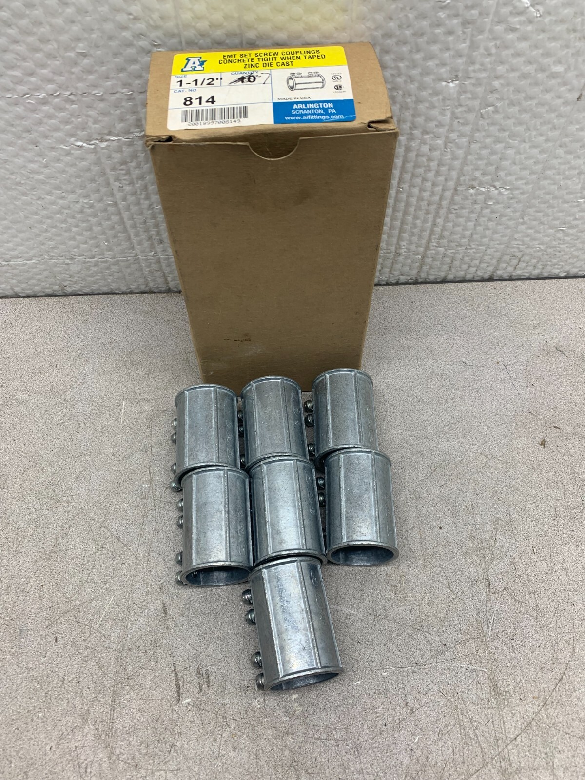 NEW BOX OF 7 ARLINGTON 1-1/2" EMT SET SCREW COUPLINGS 814 | eBay