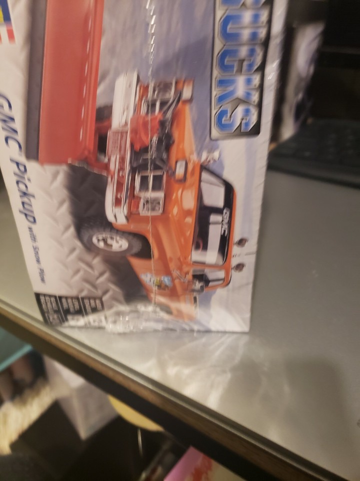 classic plastic model car kits | eBay