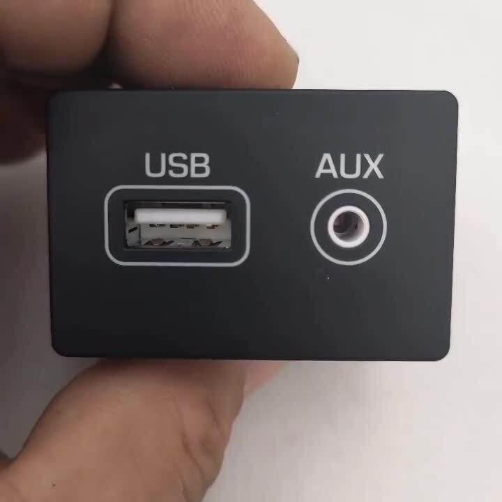 USB/AUX Audio Input Port Adapter Jack for 17~19 Hyundai Santa Fe ...