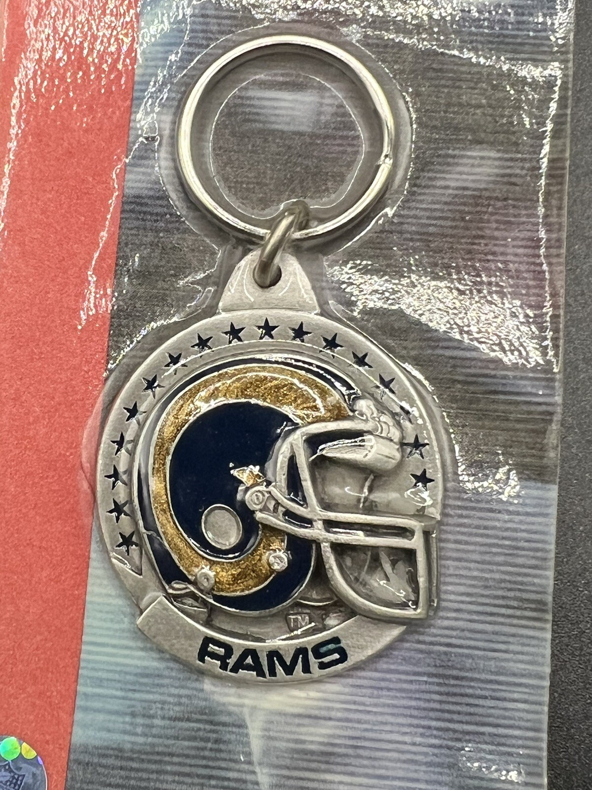2003 ST. LOUIS RAMS Keychain Highland Glen Sealed in Package NFL ...