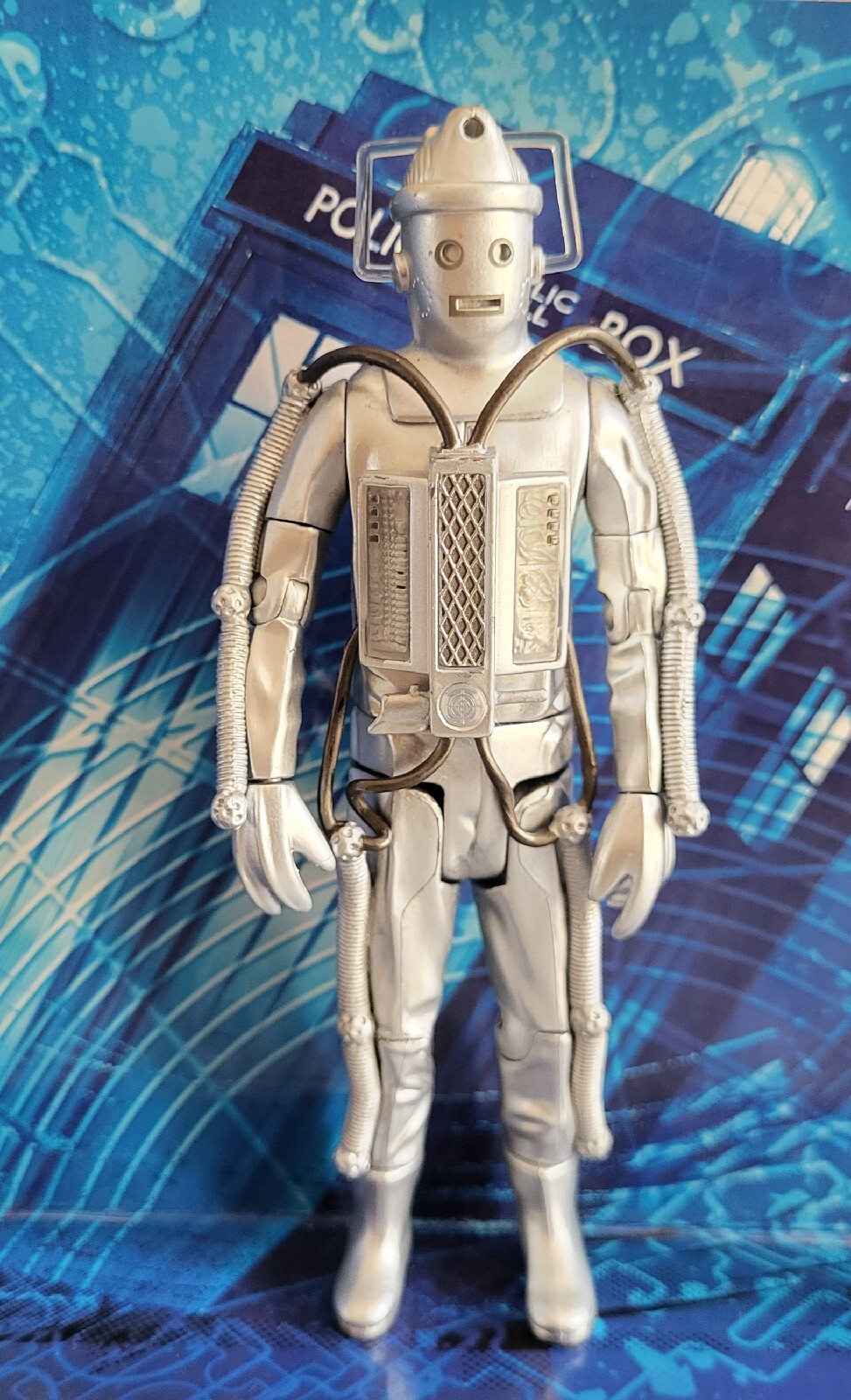 Doctor Who : Cyberman - Tomb Of The Cybermen - (2nd Doctor Era) 5.5 ...