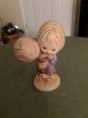 Goebel Hallmark TMK5 " Friends " Figurine | eBay