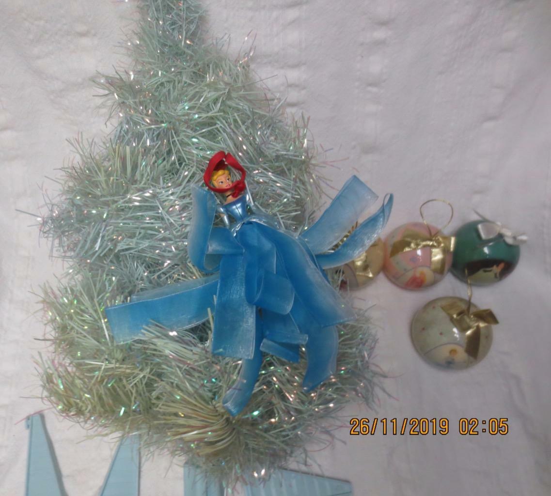 Disney Princess Christmas Tree Cinderella Tree Topper w/ ornaments | eBay