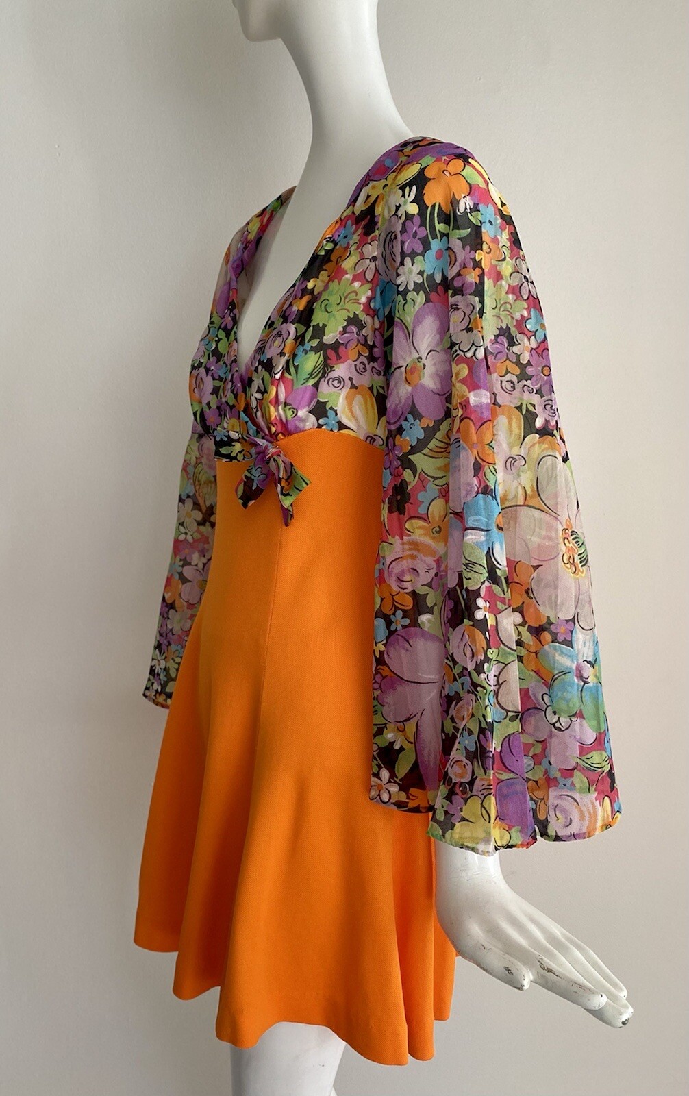 1970S FREDERICKS OF HOLLYWOOD MICRO MINI ANGEL SLV DR… - Gem