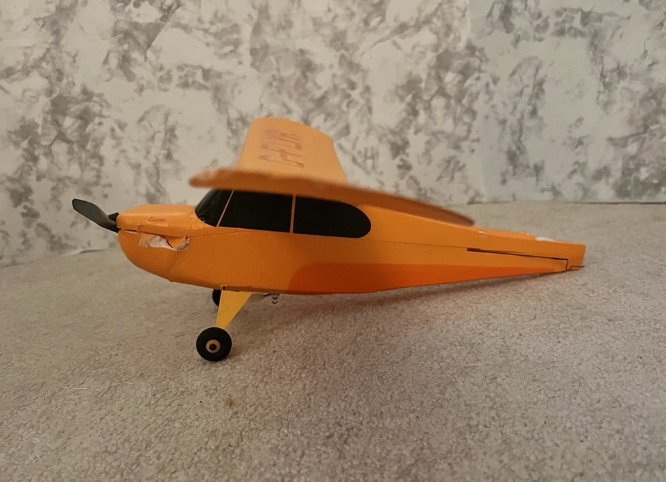 Hobbyzone HBZ4900 Radio Control Champ RTF Airplane Yellow Kit Hobby ...