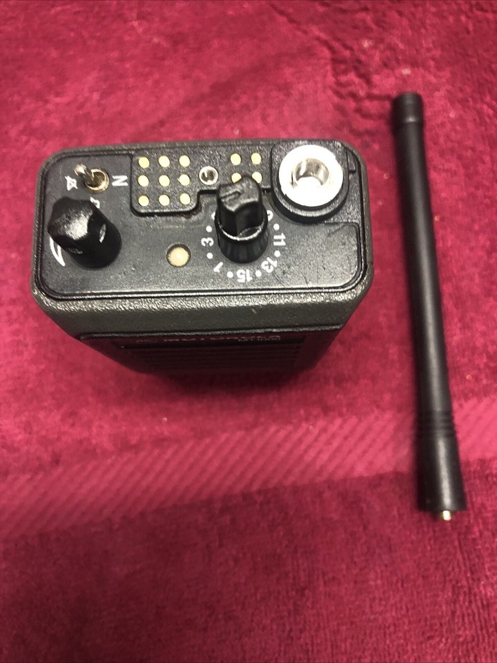 Motorola MT1000 VHF 16Ch. 146 To 174 MHz.With New Antenna Tested ...