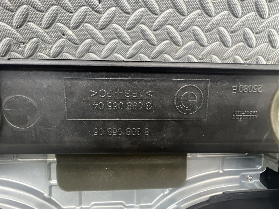 OEM 1996-2002 BMW Z3 1.9L E36 Trim Rear Oddments Console Subwoofer Box ...