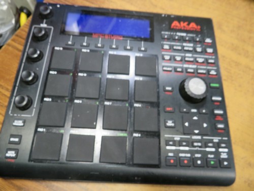 AKAI Professional MPC Studio MIDI Interface - Black | eBay