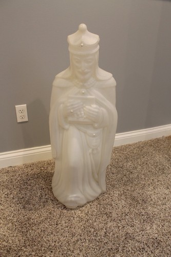 General Foam Plastics Deluxe Nativity Wiseman Magi Blow Mold White VTG ...