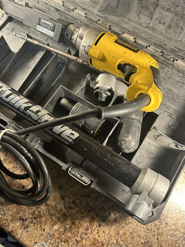 DEWALT DW276 SCREWGUN WITH QUIK DRIVE EXTENSION | eBay