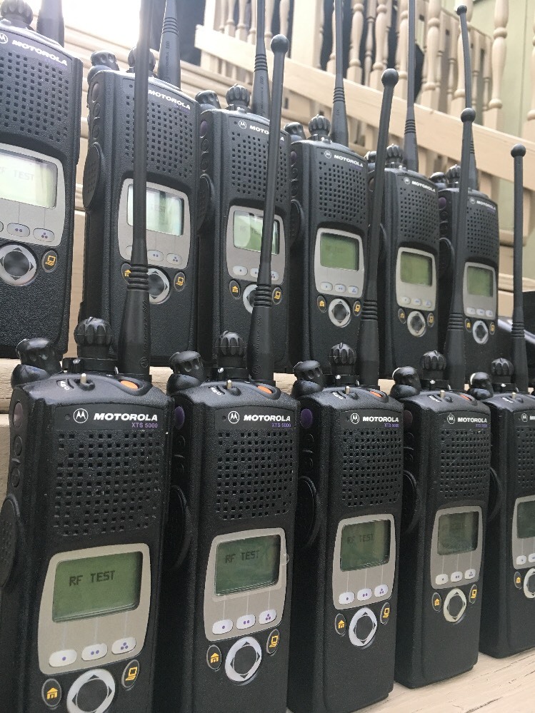Qty 12 MOTOROLA XTS5000 II 800mhz P25 9600 baud DIGITAL RADIOS ...