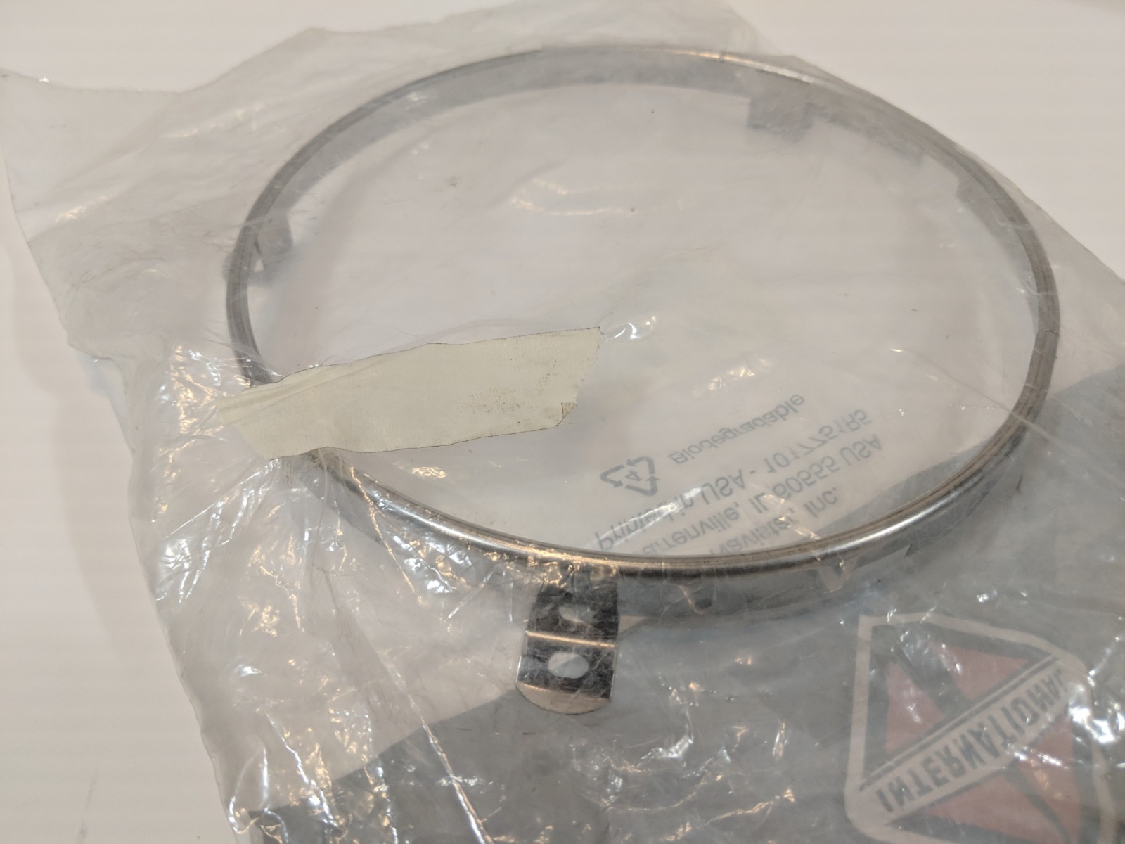 International Navistar (Genuine OEM) 1694667C1 Headlamp Bezel Ring ...