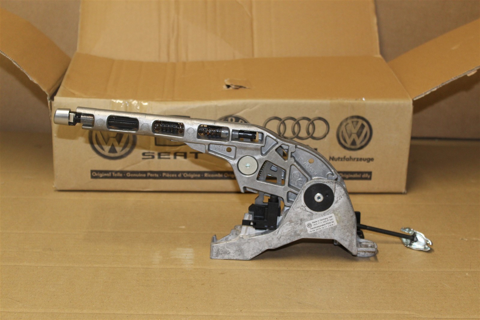 Handbrake Lever Golf Mk5 / Mk6 Scirocco Eos Leon 1K0711303P 3Q7 New ...