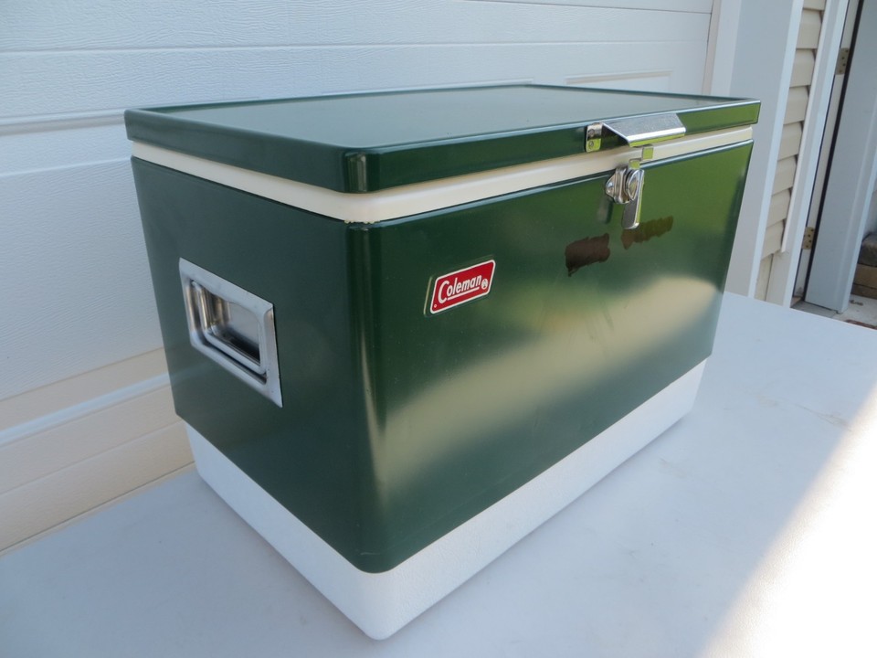 VINTAGE COLEMAN SNOW-LITE METAL COOLER GREEN ICE CHEST 22.5" x 13.5” x ...