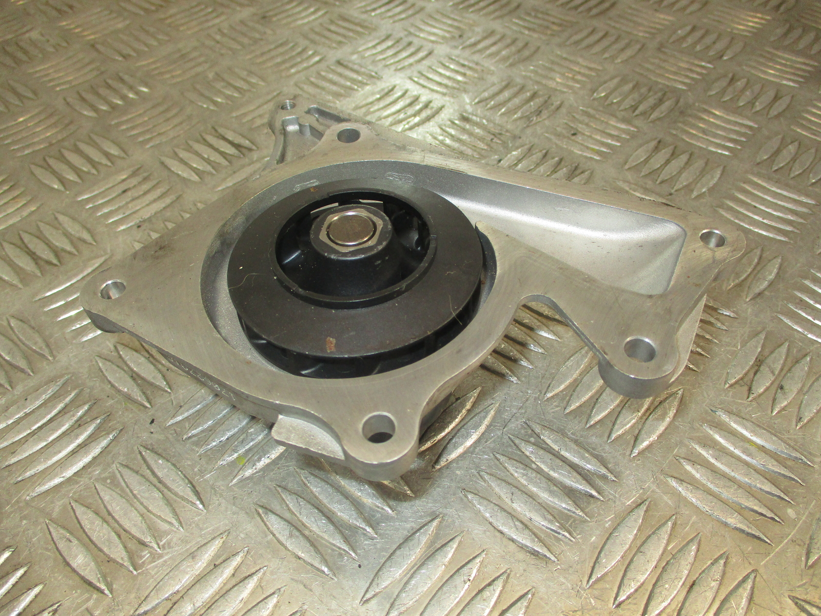 2017 Mercedes A180 1.5 Diesel OM607. Water Pump 210107477R 48K | eBay