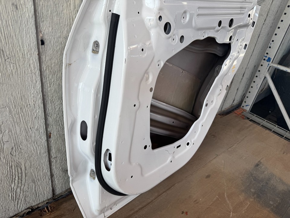 2020 2021 2022 2023 2024 TESLA MODEL Y RIGHT PASSENGER REAR DOOR SHELL ...