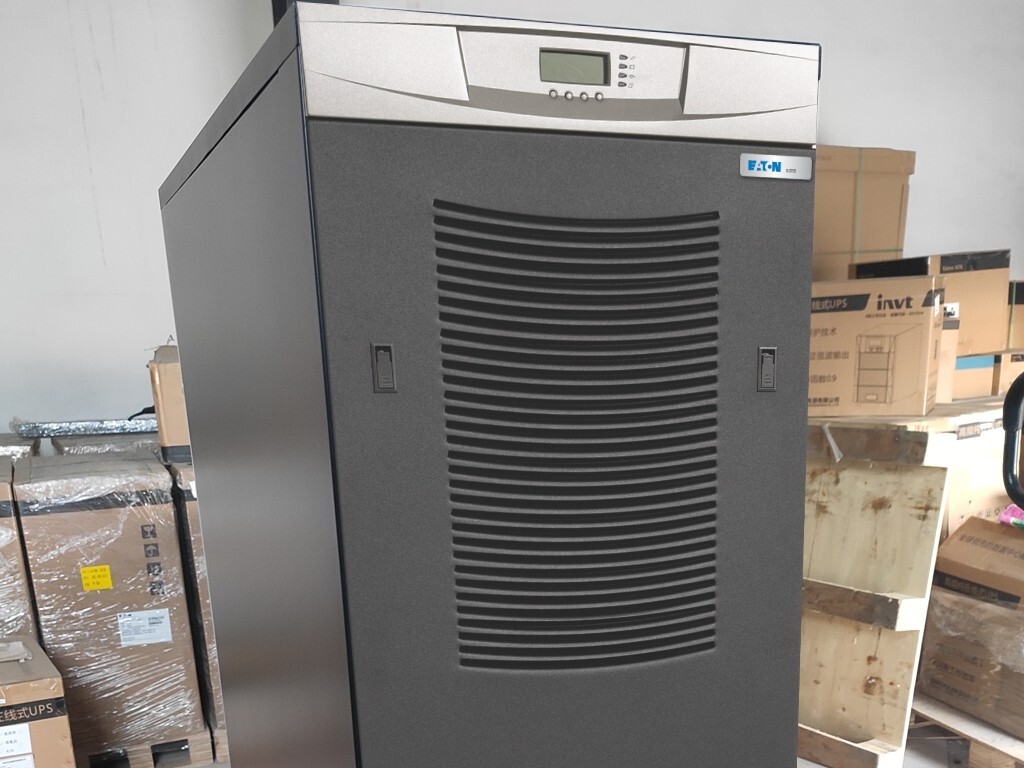 Eaton 9355 3phase KB2013100000010 20000va 3p/208v w/Warranty & New ...
