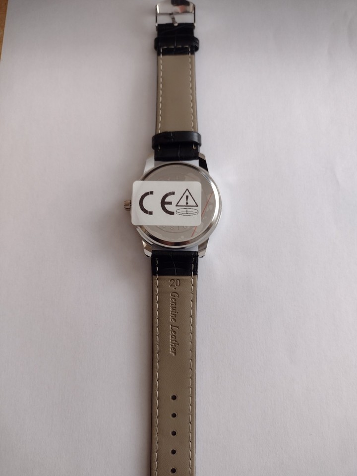 GENTS 'WOVE' QUARTZ ANALOGUE BUSINESS WATCH | eBay UK