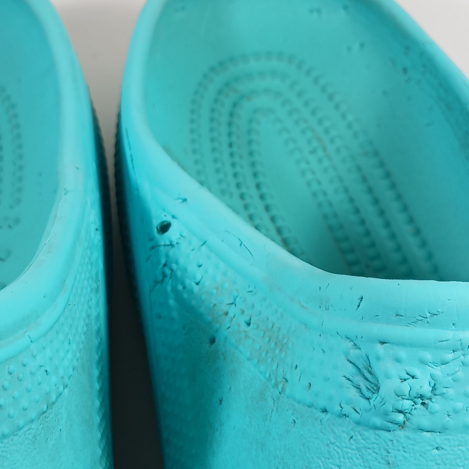 Crocs Teal Aqua Blue Slip-On Casual Clogs Gardening Shoes Wms Size 8 ...