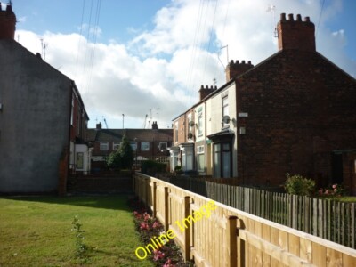 Photo 6x4 Strathcona Villas on Ceylon Street Marfleet c2012 | eBay UK