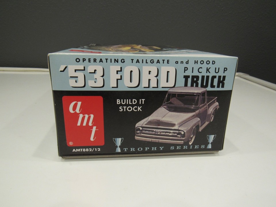 AMT 1953 53 Ford Pickup Truck 3 in 1 Car Model Kit 1/25 scale AMT882 | eBay