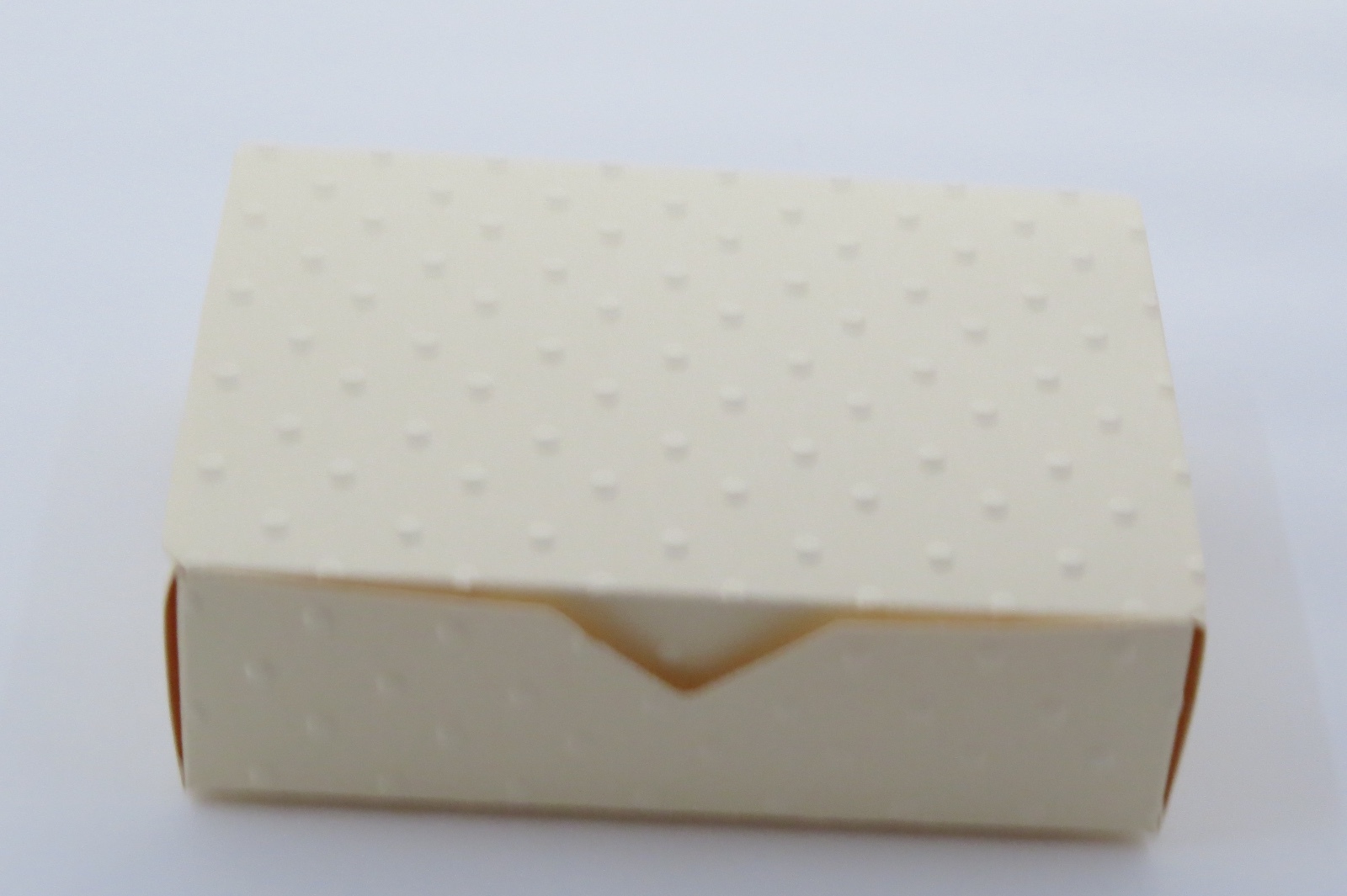 Embossed Self Closing Box - Gift Box - Favor Box - Package of 10 ...