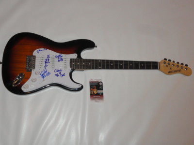 THE DELLS SIGNED ELECTRIC GUITAR MARVIN JUNIOR JOHNNY CARTER 5X JSA COA ...