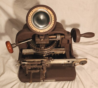 Stamping & Embossing - Dog Tag Machine