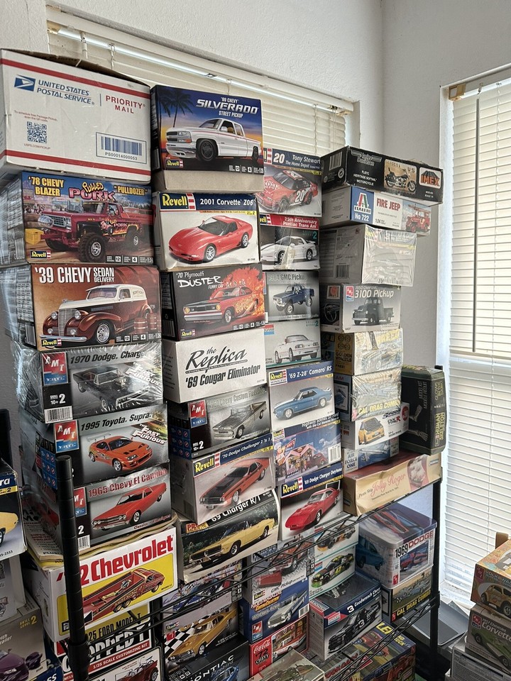 1/25 scale model car kits | eBay