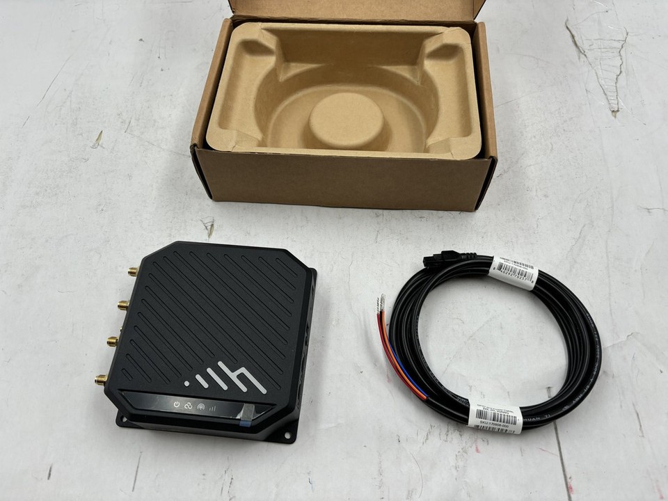 CRADLEPOINT S5A246A S700 SERIES SEMI-RUGGEDIZED ROUTER | eBay