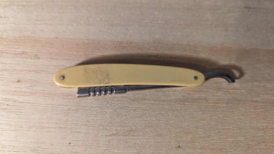 Vintage Weck & Co. NY Weck Straight Razor Small Blade Used VTG Cream ...