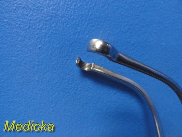 2X V. Mueller CH7950 & CH7952 Javid Carotid Artery Bypass Shunt Clamps ...