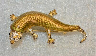 Vintage Signed SJ St. JOHN Goldtone Enamel Clear Rhinestones LIZARD Pin ...