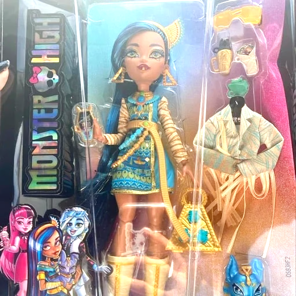 NEW Monster High Doll Cleo De Nile with Pet Tut & Accessories | eBay