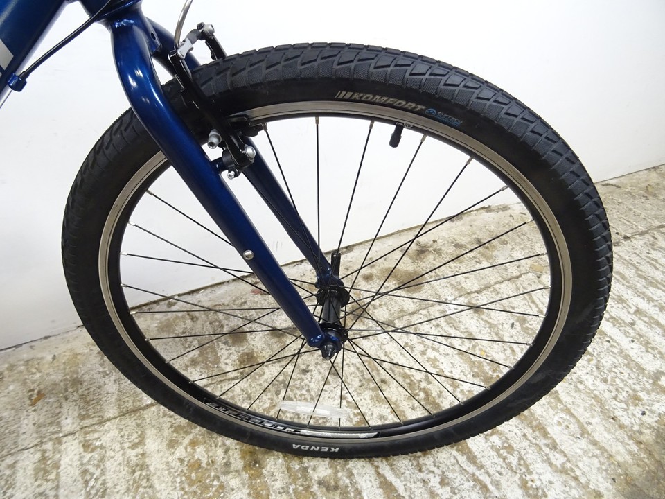 Carrera Axle 27.5" Hybrid Urban Bike Gents Unisex 16" Small Alloy Low ...