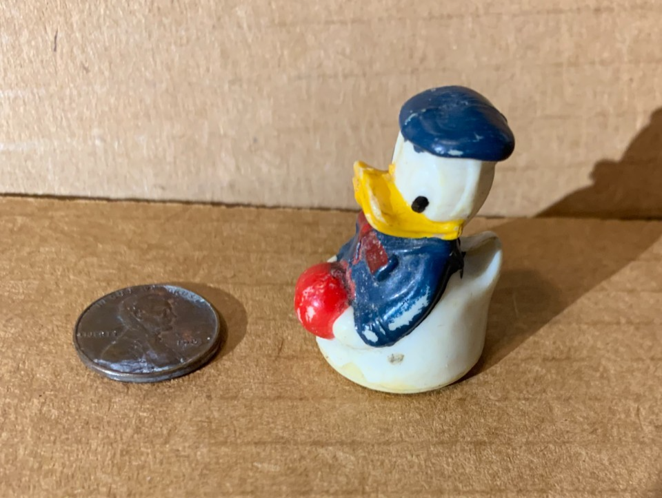 VTG HONG KONG MARX DISNEY PLASTIC DONALD DUCK ROLLING MINI TOY ~ 1.5" H ...