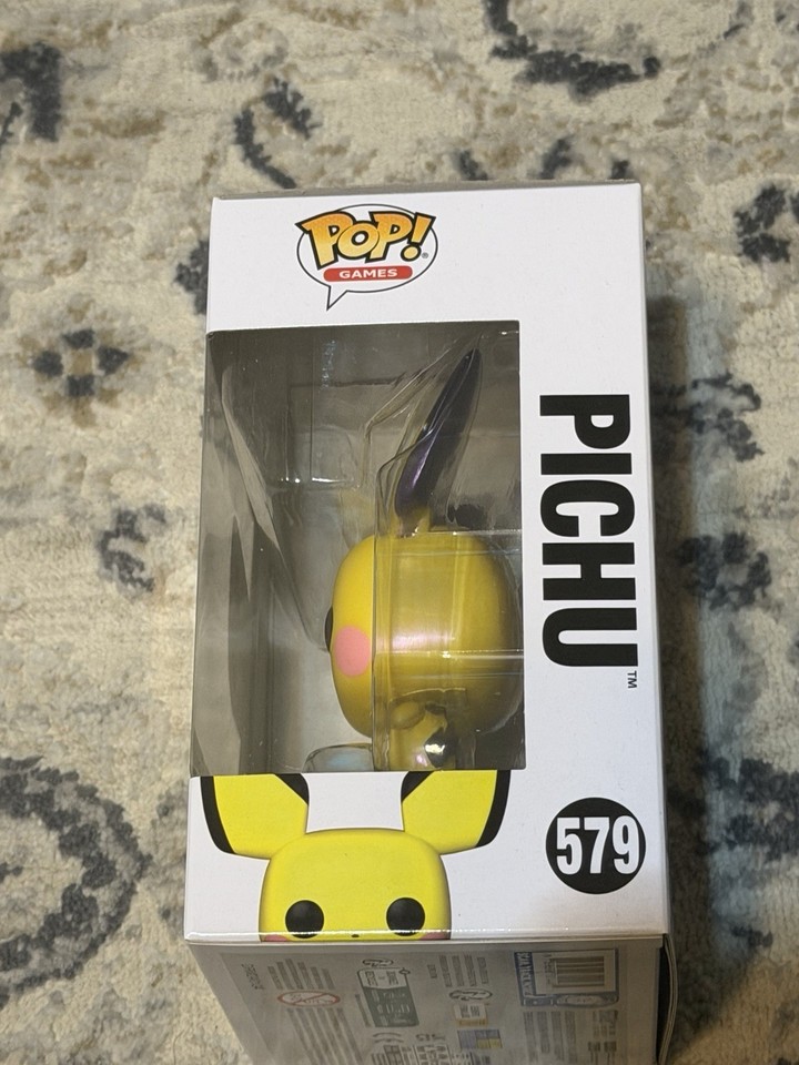 Funko Pop Pokémon Pichu Pearlescent Pokemon Center Exclusive 579 | eBay