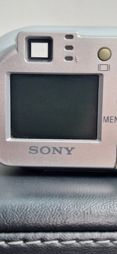 Sony Cyber-shot DSC-P41 4.1MP Digital Camera - Silver Tested Works Good ...