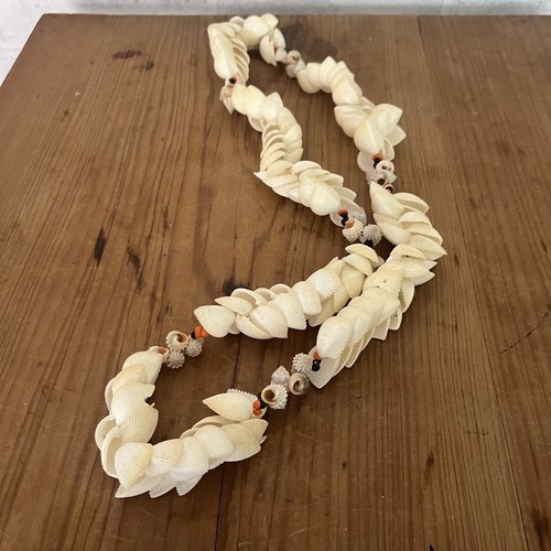 Lovely VINTAGE shell Lei necklace | eBay