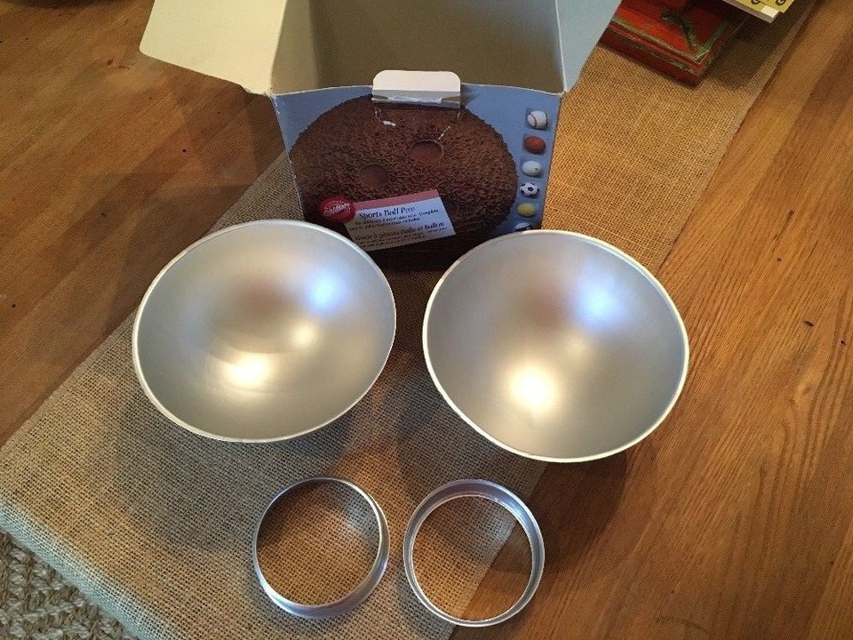 WILTON SPORTS BALL CAKE PAN - 3D SPORTS BALL - | eBay