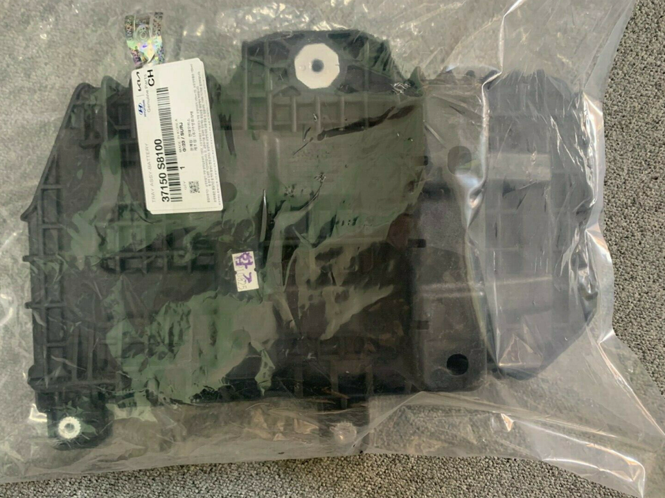 OEM 37150-AA000 TRAY ASSY-BATTERY Ems/Ups # for Hyundai Elantra 2021 ...