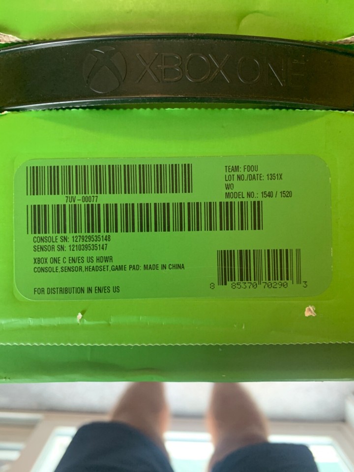 Unique Xbox One Kinect Bundle - Brand New, Model 1540/1520 - Serial ...