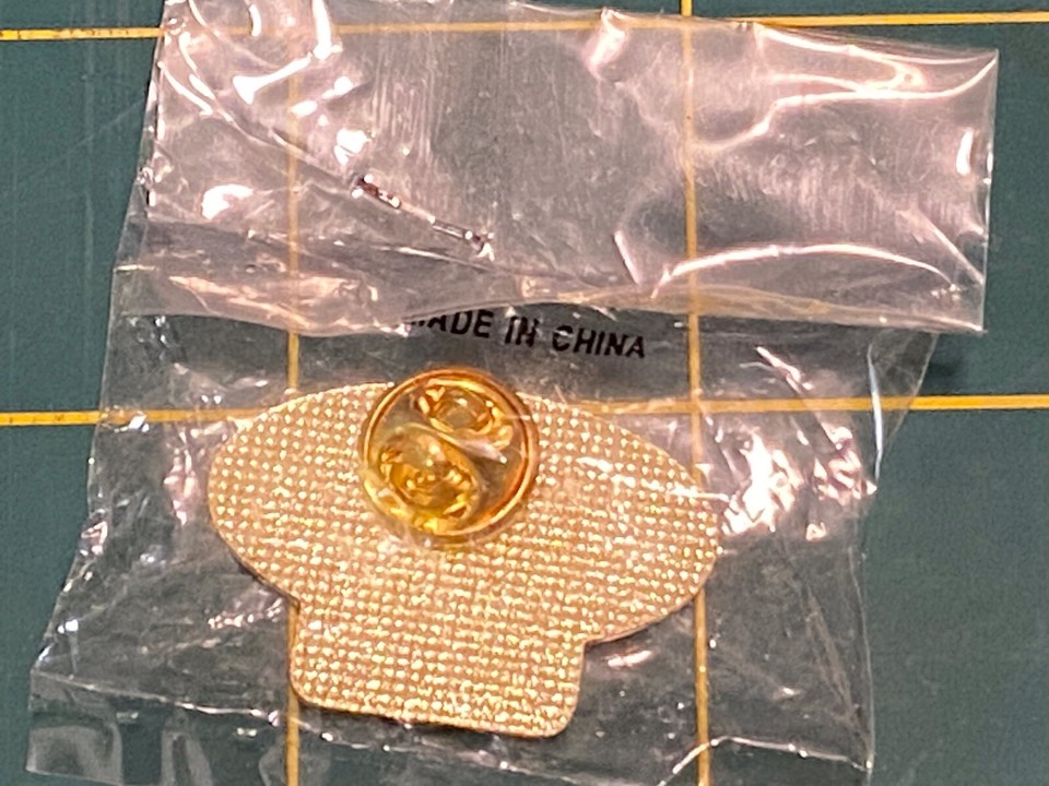 2009 NHRA OVAL LOGO MEMBER CHAMPIONSHIP DRAG RACING HAT LAPEL SOUVENIR ...