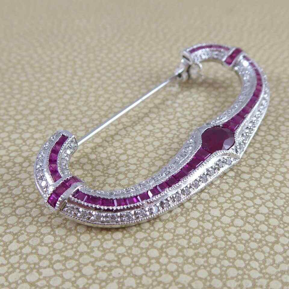 Red Ruby & White Cubic Zirconia 6.80 CT Women's Modern Fine Brooch In ...