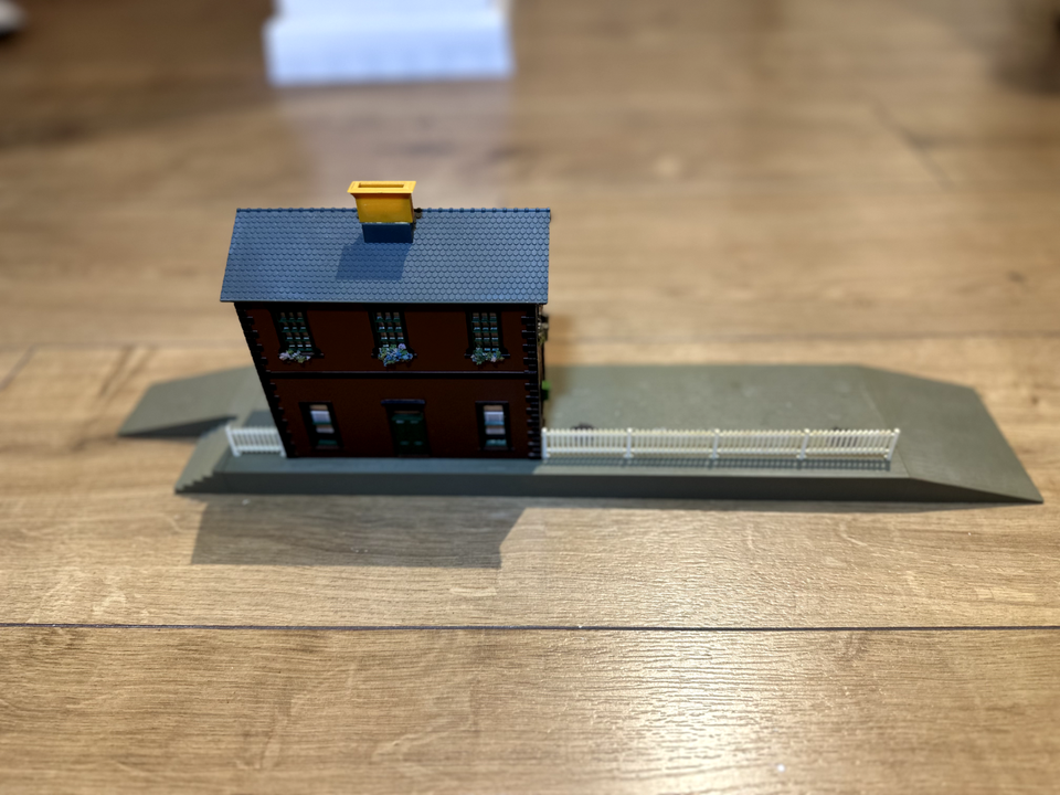 Train Station with Platform | Ho Scale | HO Gauge | 1:87 | eBay