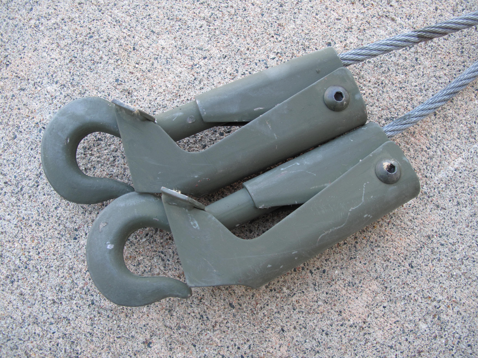 USA Military H.D. "BOMB" Lifting Straps with 6 Safety Hooks & 5400 lb ...