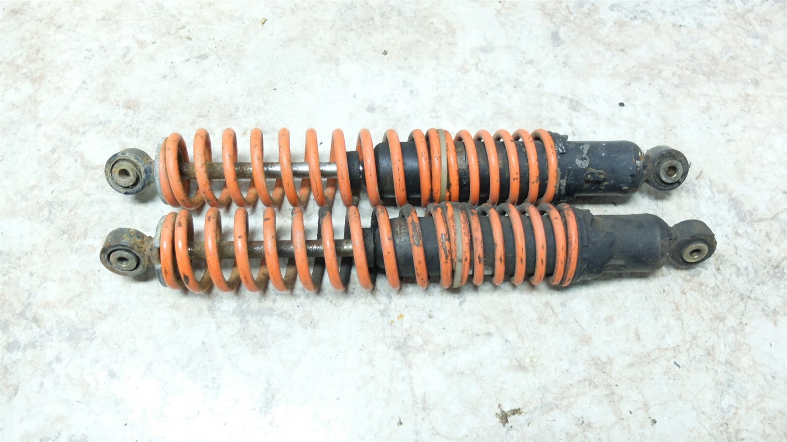 80 Can-Am MX-6 MX6 MX 6 125 bombardier rear back shocks Springs | eBay